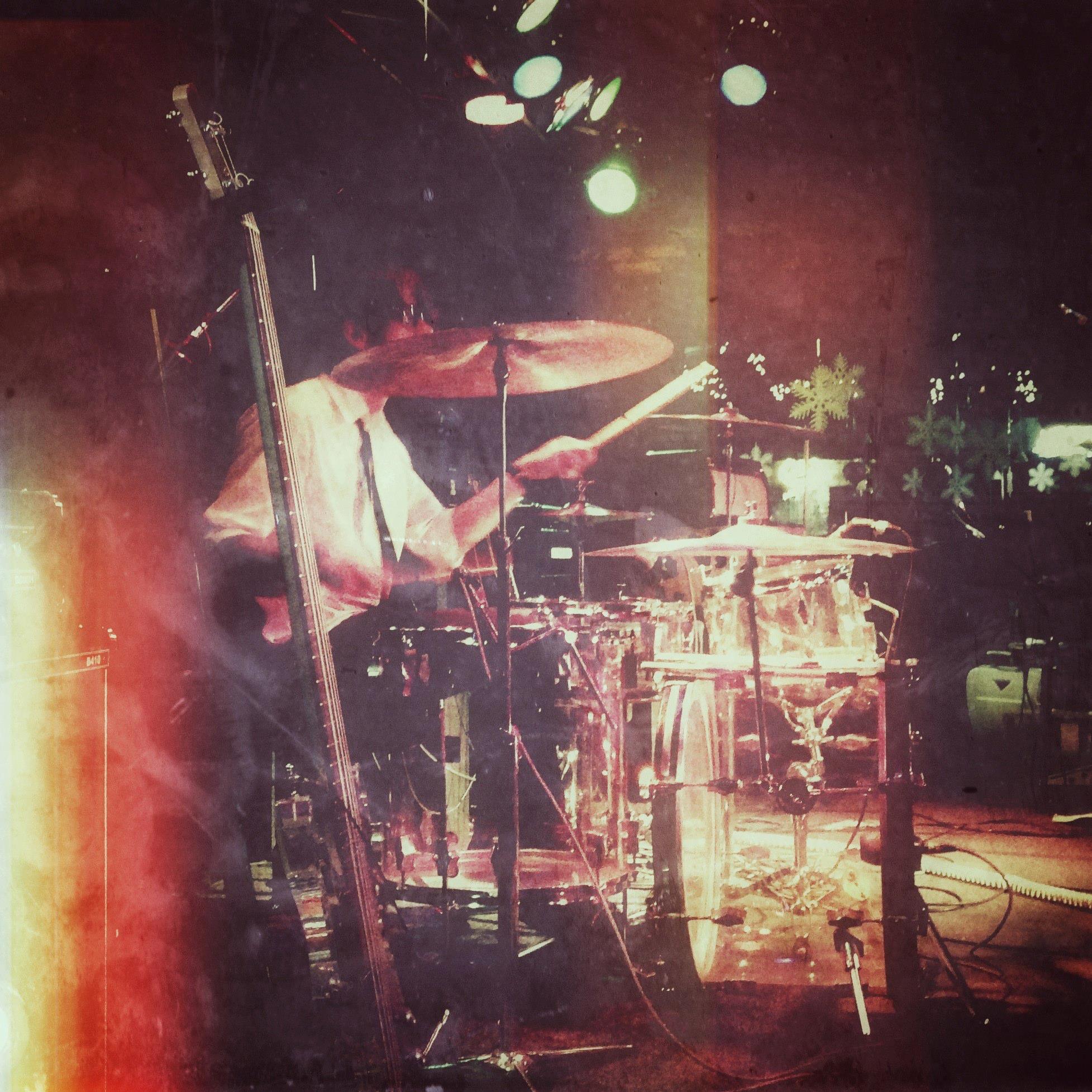 TIM CASEY & THE MARTYRS - Black tie rock 'n' roll. Vivid songwriting ...